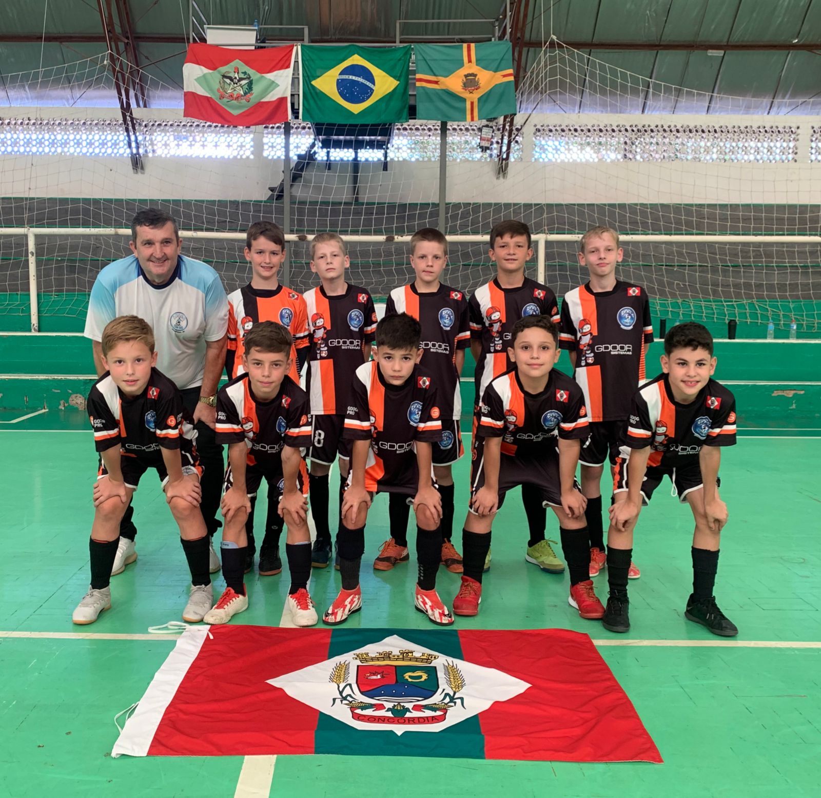 APACA Celebra 19 Anos de Dedicação às Crianças e Adolescentes de ...